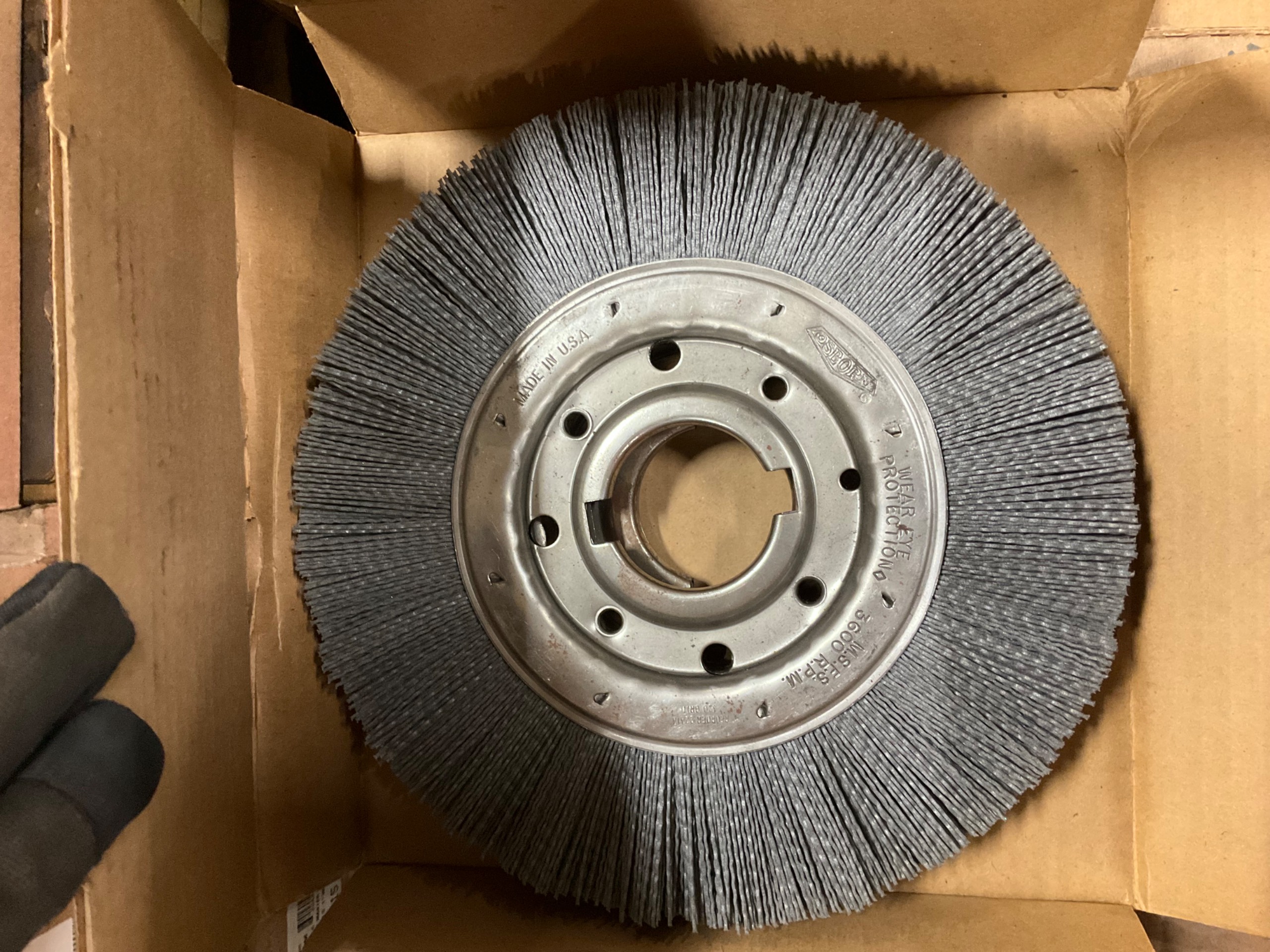 BULK QTY OF INDUSTRIAL PARTS