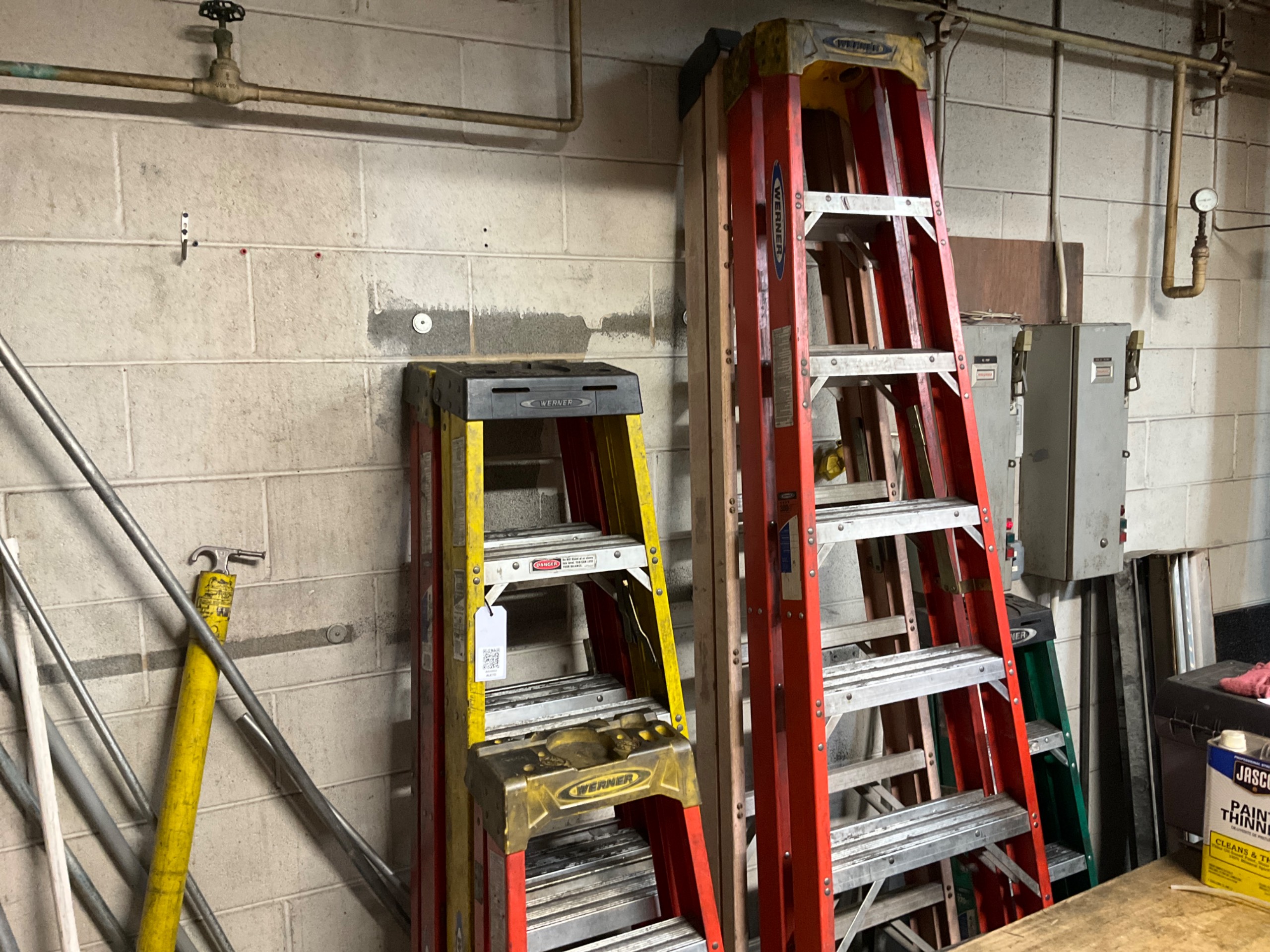 QTY 7: WERNER LADDERS