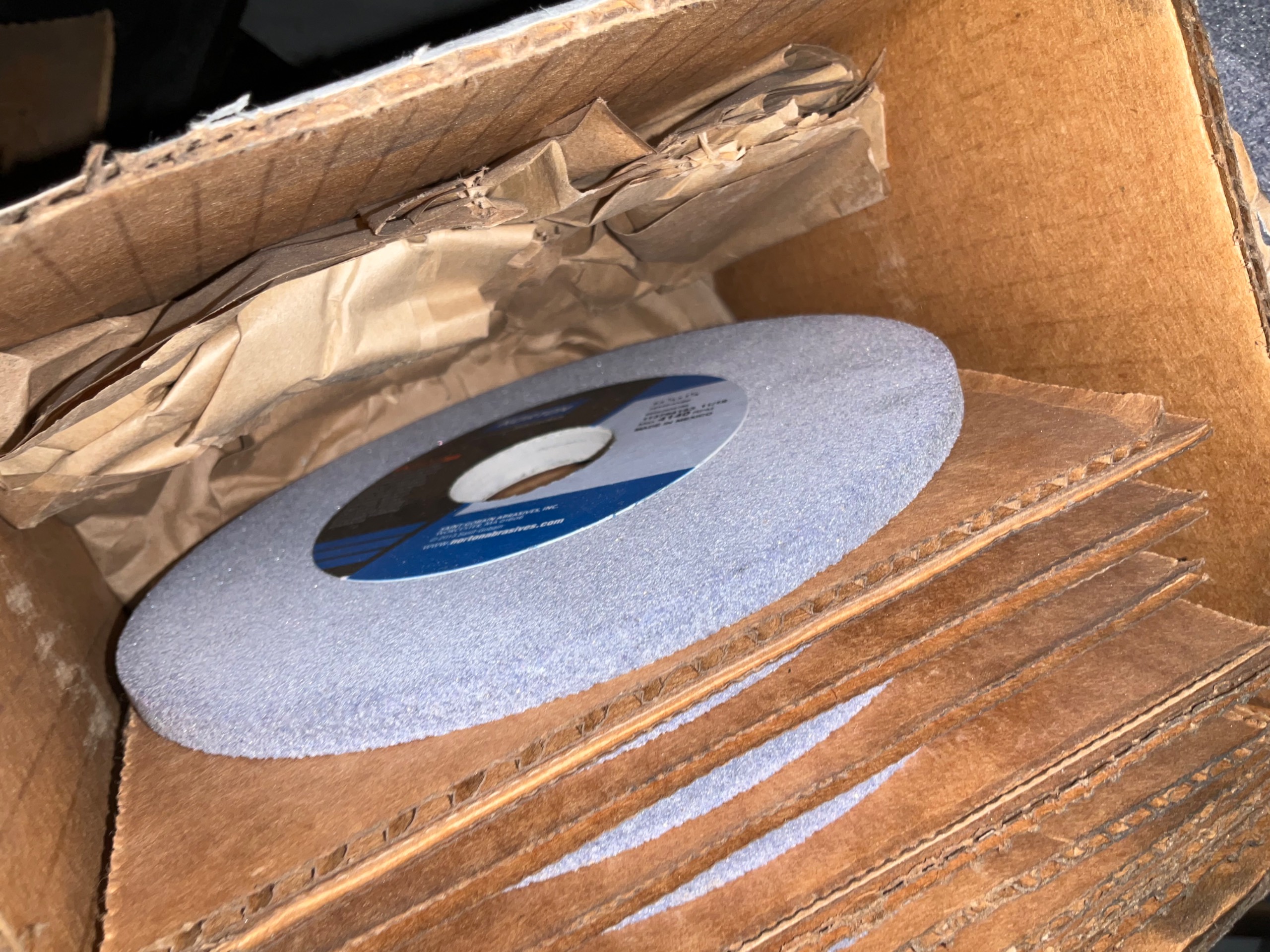 BULK QTY OF GRINDING WHEELS & ABRASIVES