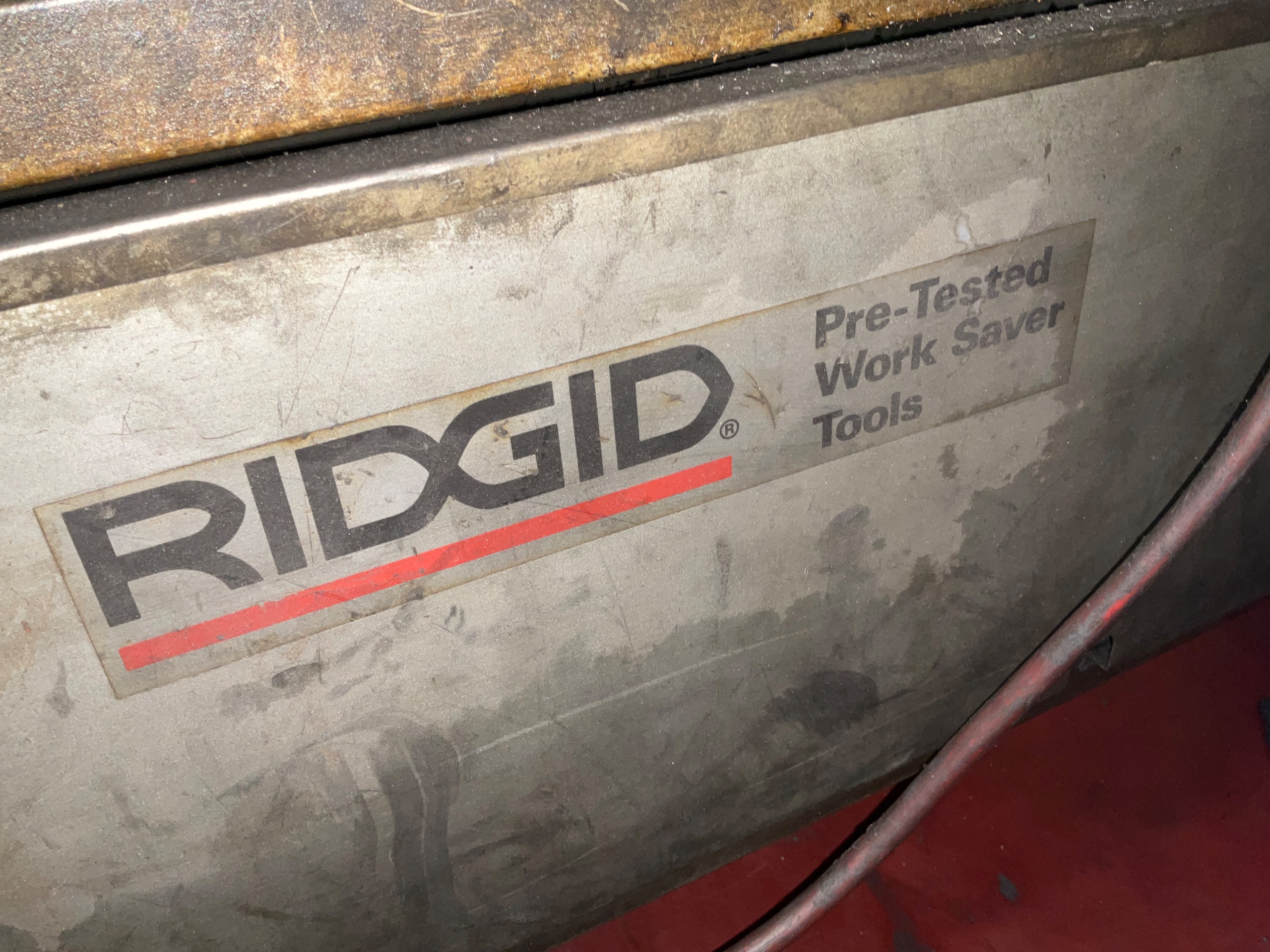 RIDGID 535 THREADING MACHINE