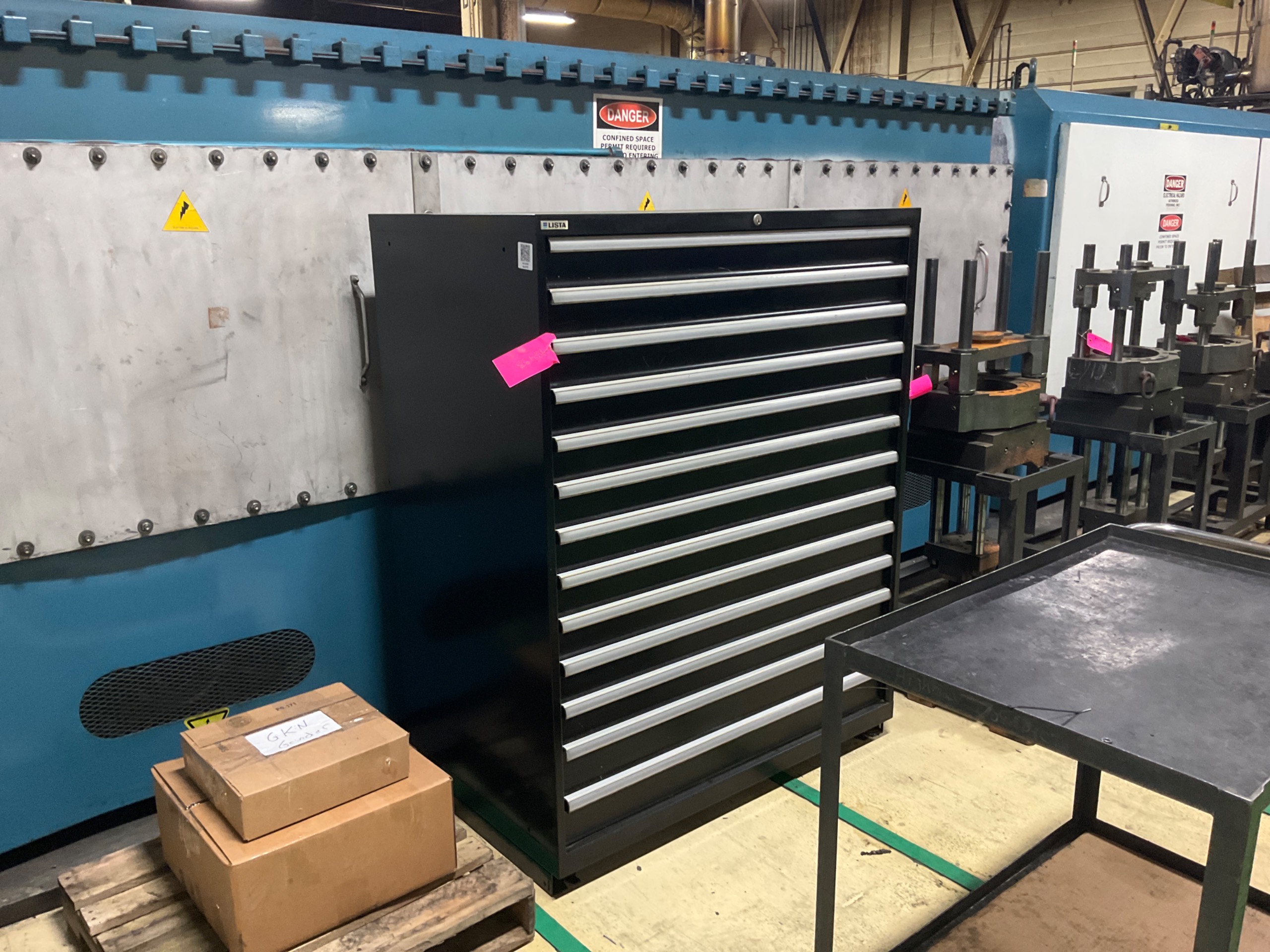 LISTA DRAWER CABINET