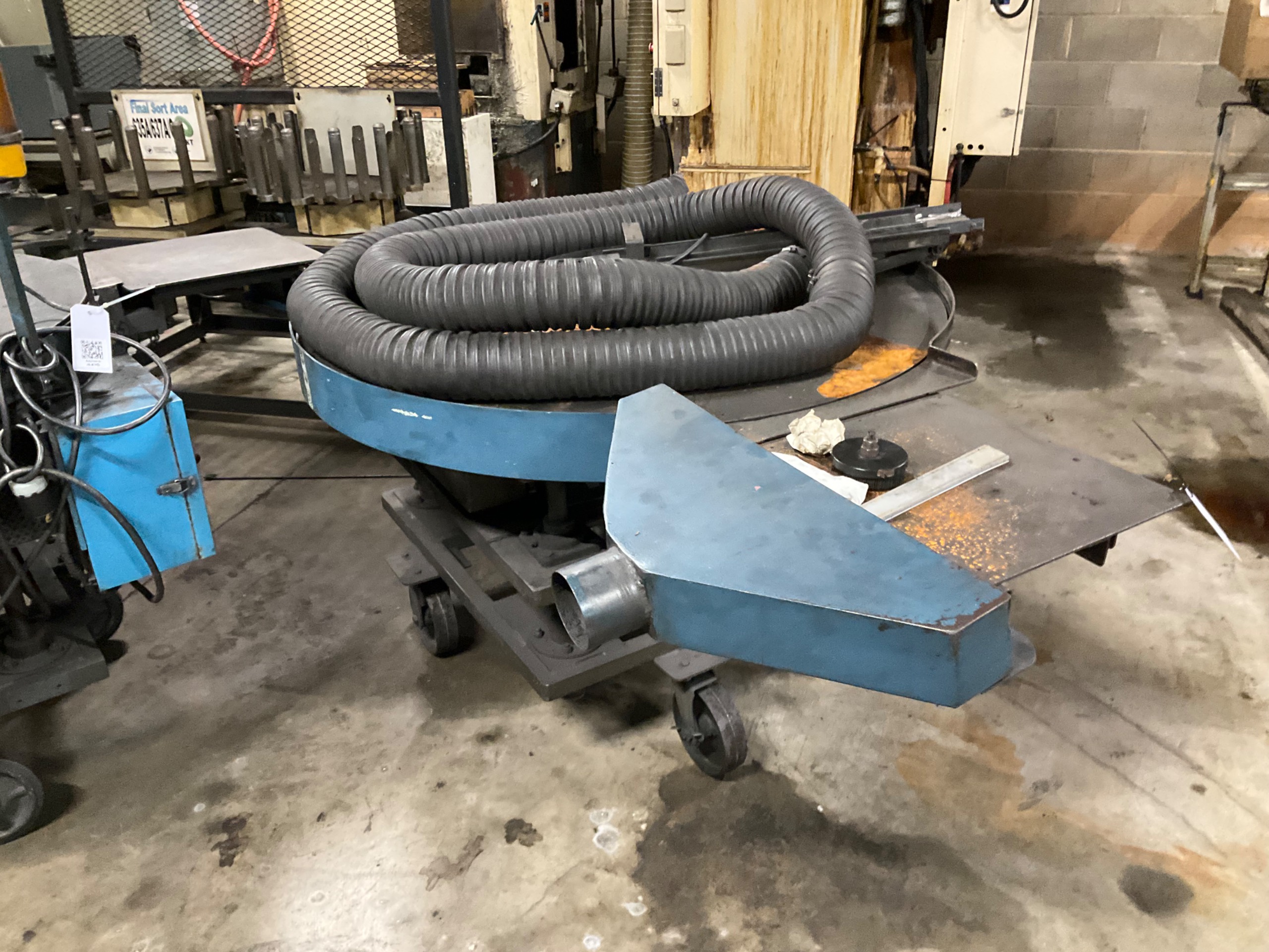 QTY 2: FEEDER TABLES