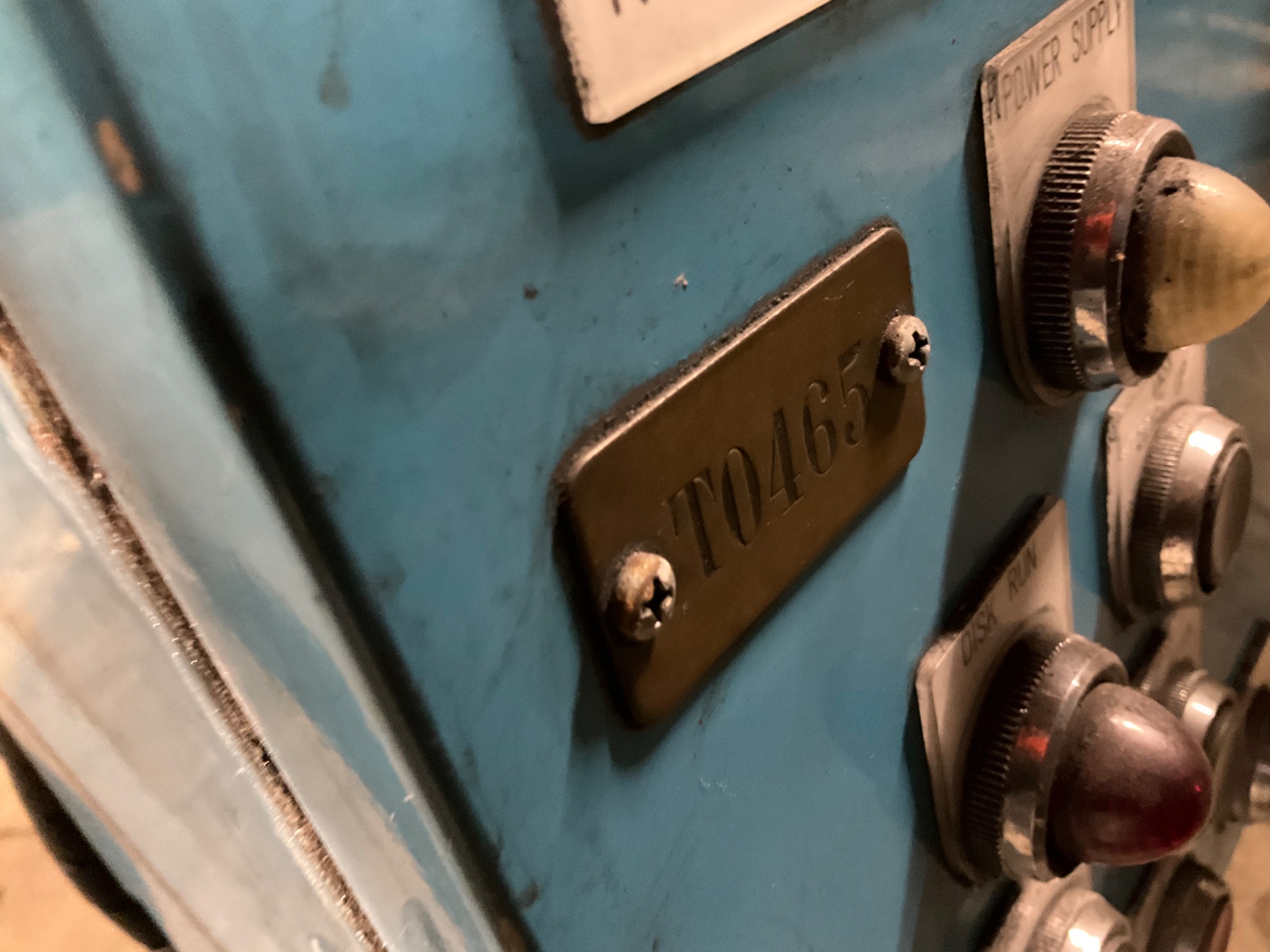 QTY 2: FEEDER TABLES