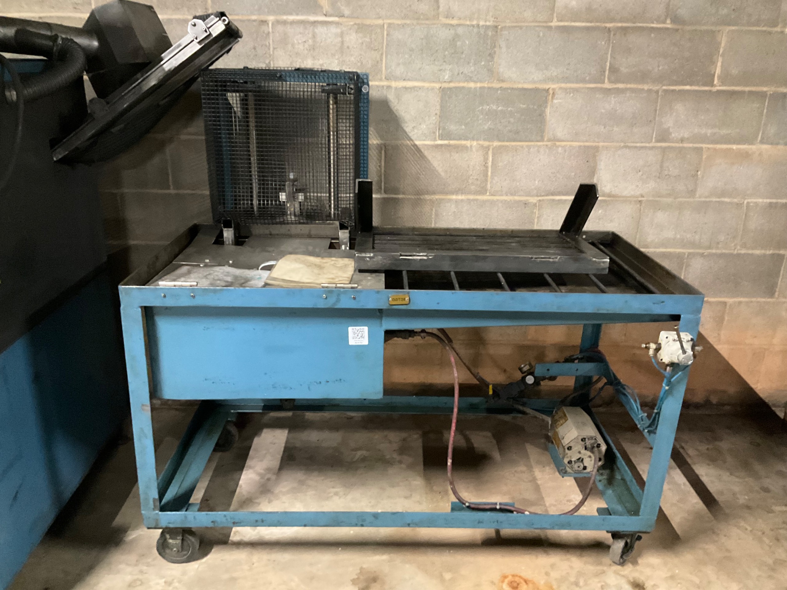 PNEUMATIC PRESS WORKSTATION