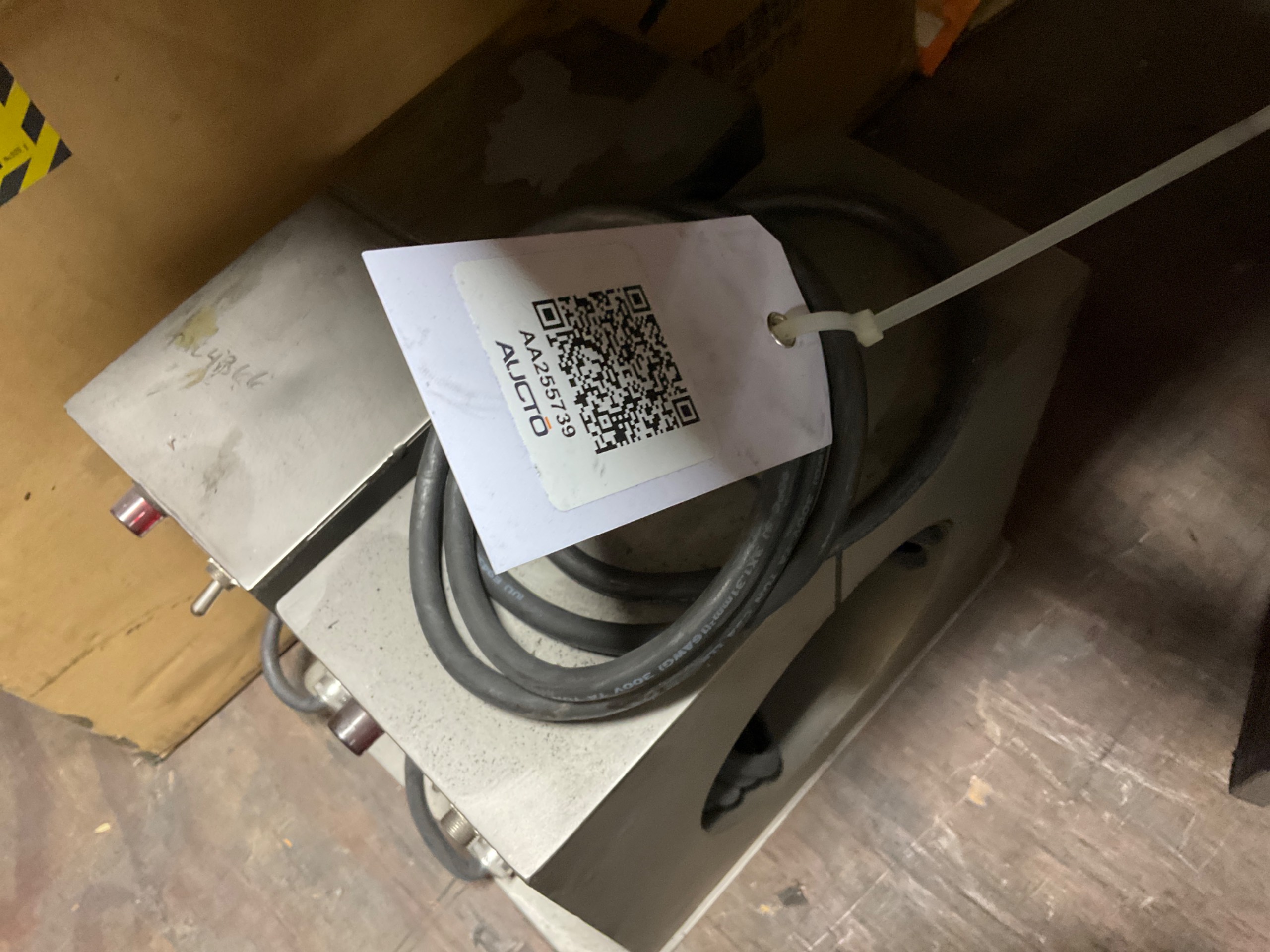 QTY 2: MAGNETOOL LTC-600 DEMAGNETIZER