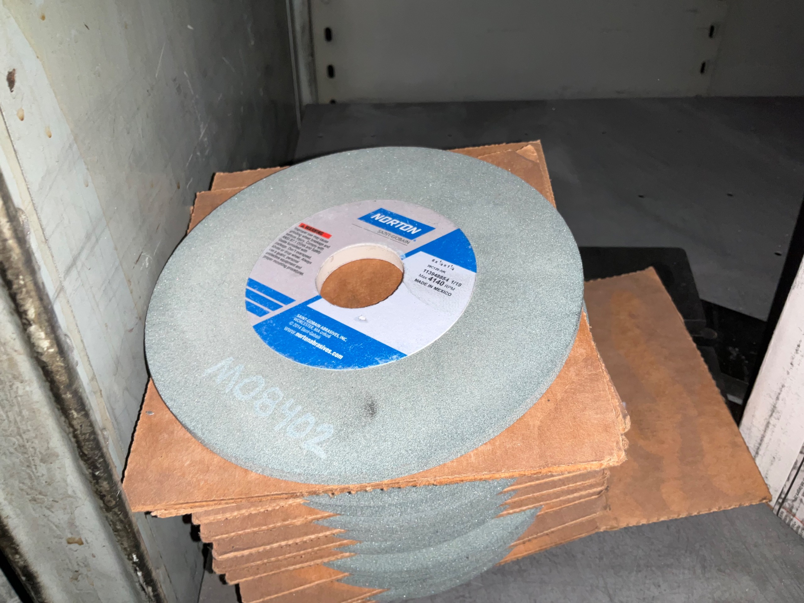 BULK QTY OF GRINDING WHEELS & ABRASIVES