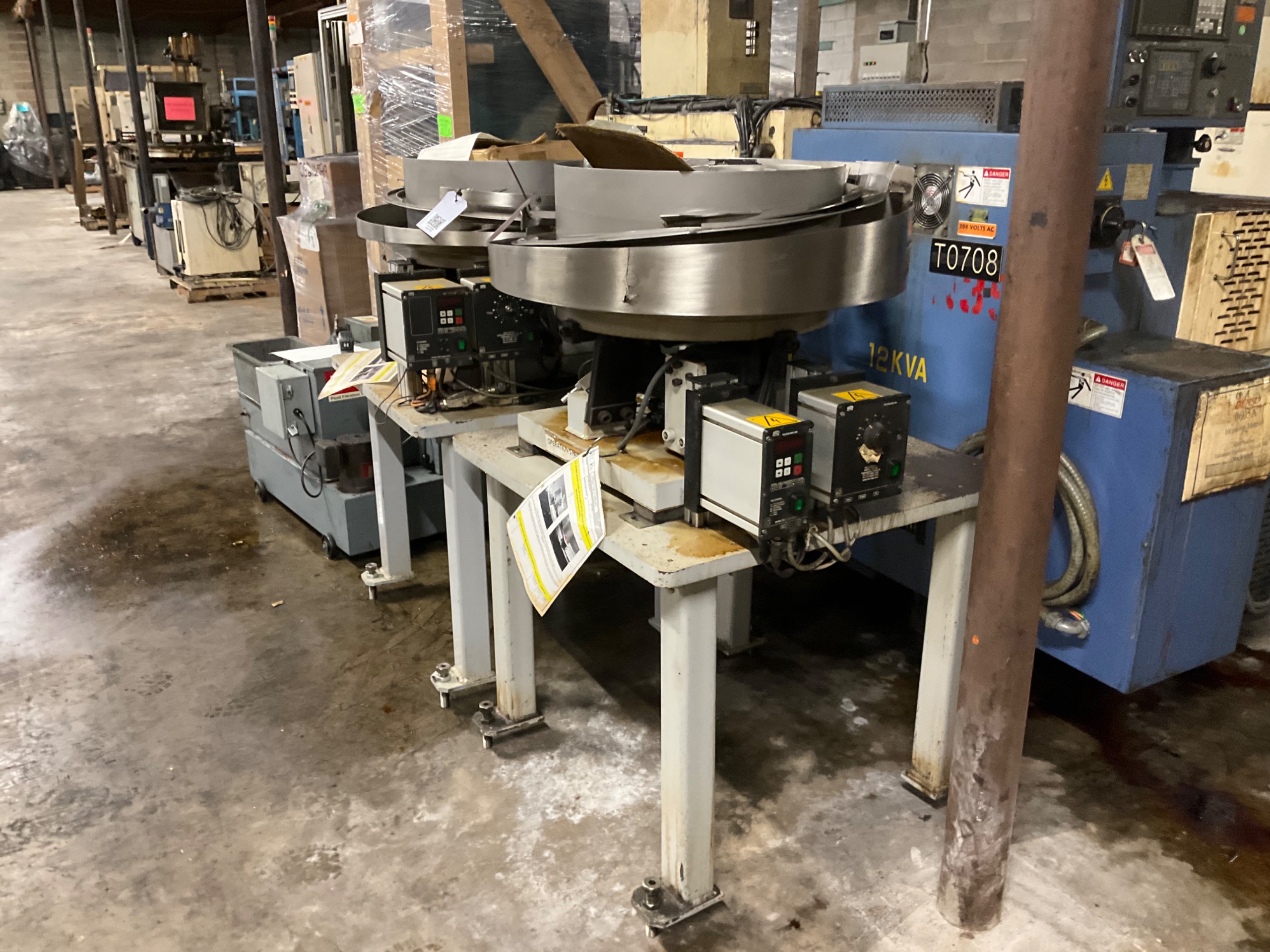 QTY 2: VIBRATORY SEPARATORS