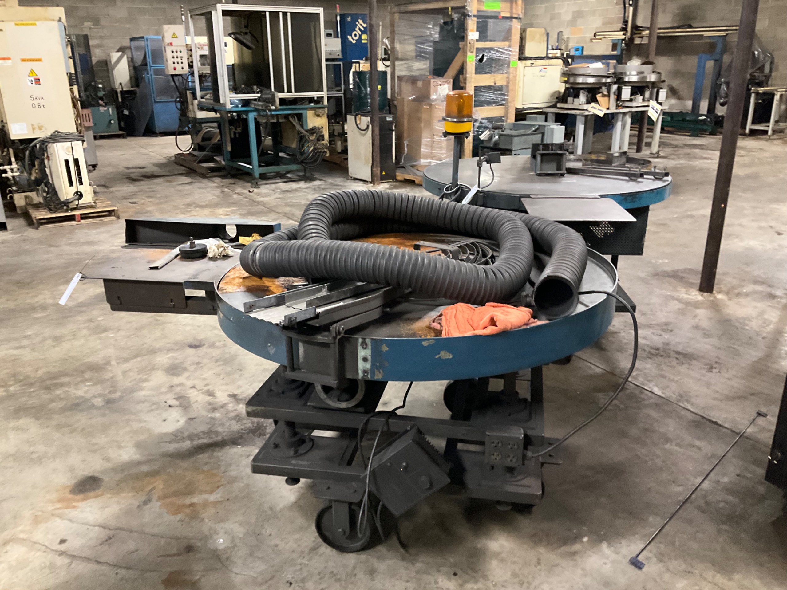 QTY 2: FEEDER TABLES