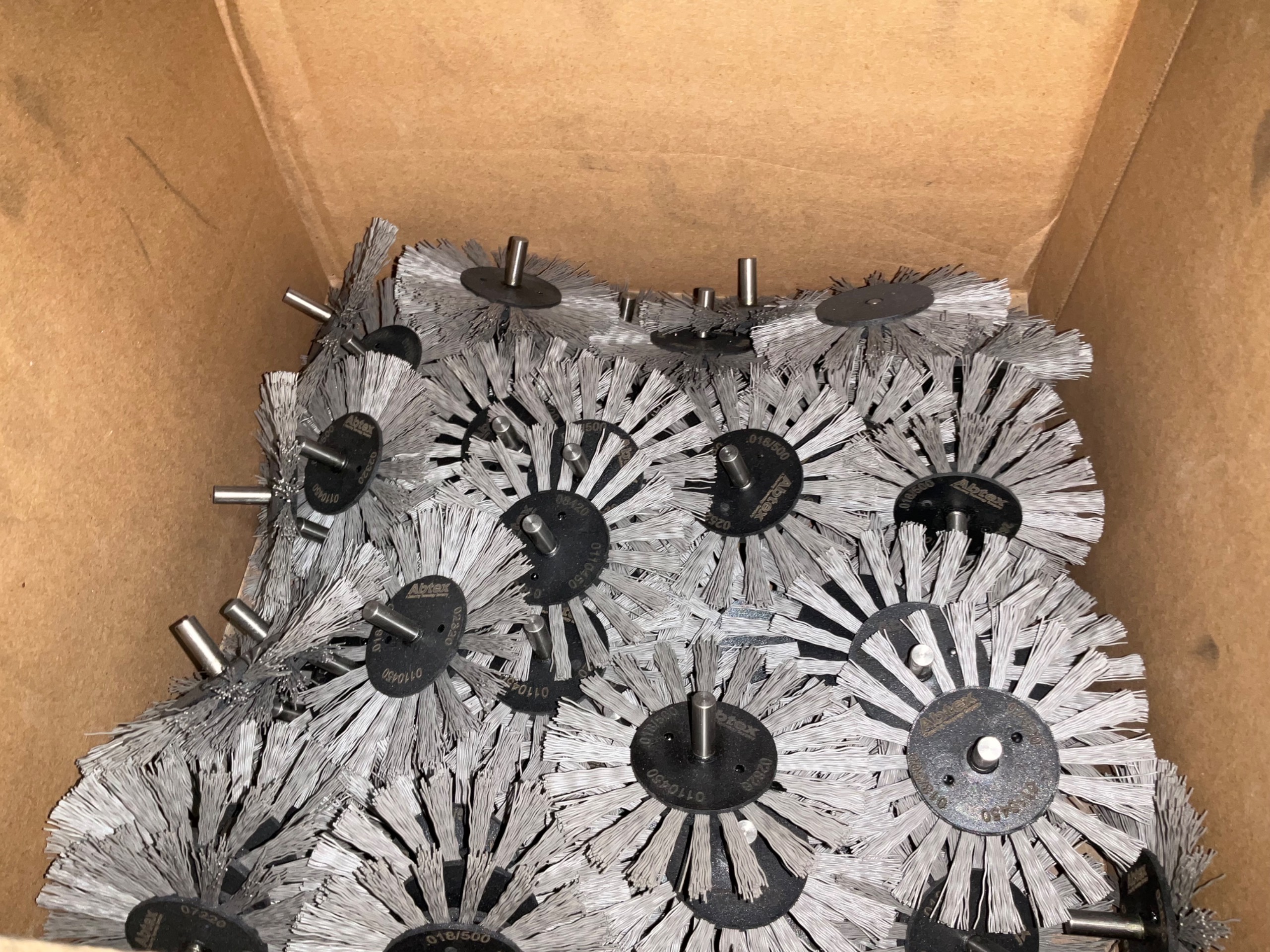 BULK QTY OF GRINDING WHEELS & ABRASIVES