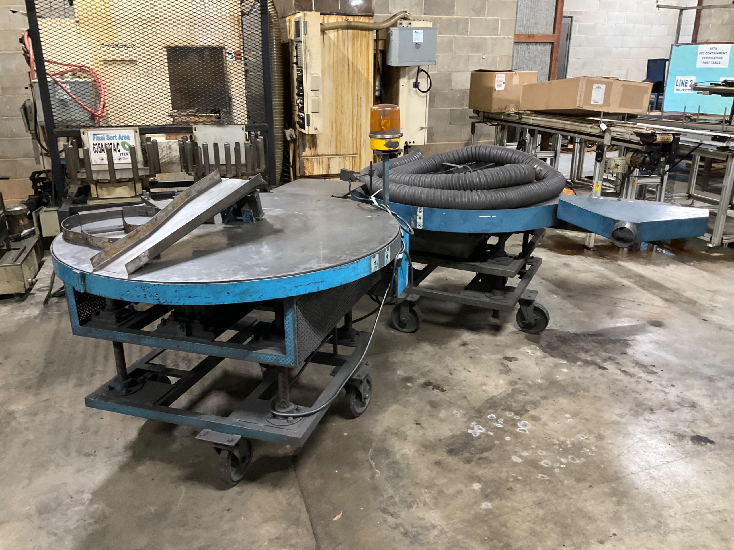 QTY 2: FEEDER TABLES